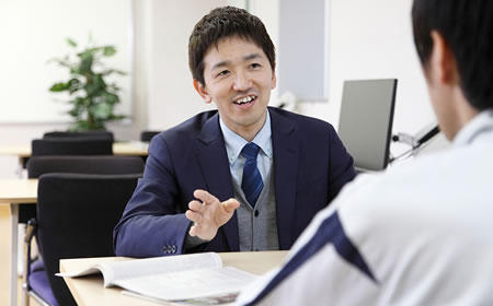 Staff Interviews｜WORK｜TOYOTA CENTRAL R&D LABS.,INC RECRUIT SITE